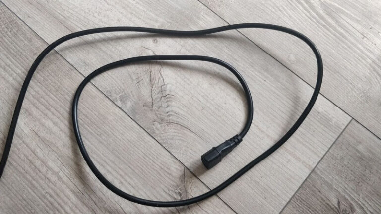 Dell Monitor Power Cord - 2023 Buyer's Guide - Cables Advisor